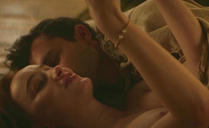 S Of Phoebe Dynevor Nude Scenes Sex Scenes In Fair Play