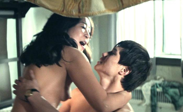 Sandra Oh Did Her First Nude Scene In 20 Years